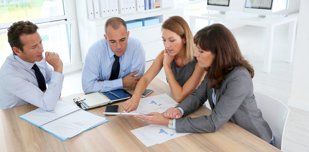 7 ways to Manage your Boss in the office - Youth Entrepreneurship